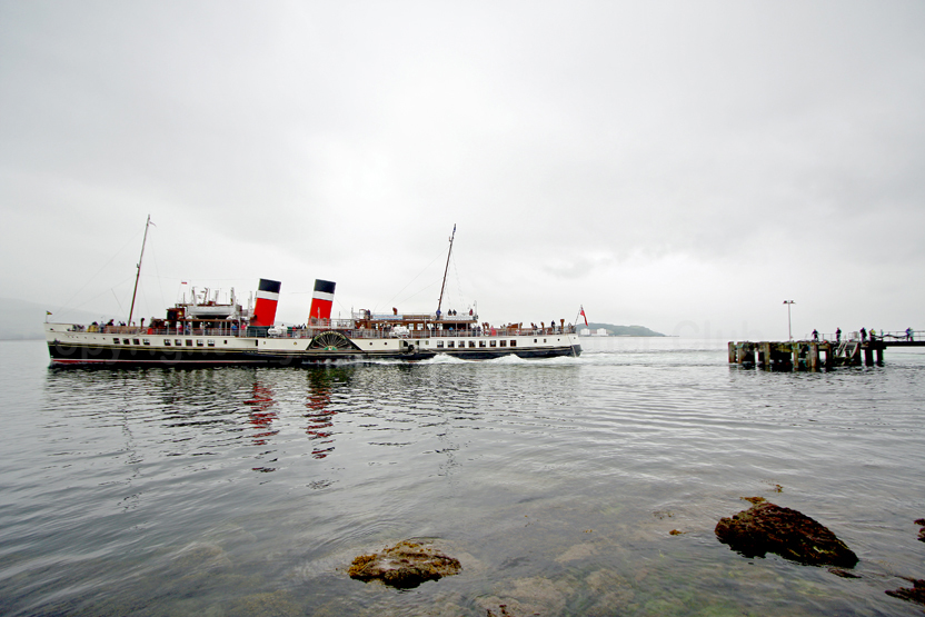 Waverley leaving Keppel Pier 25 June 2014 (Roy Paterson) - CRSC : Clyde ...