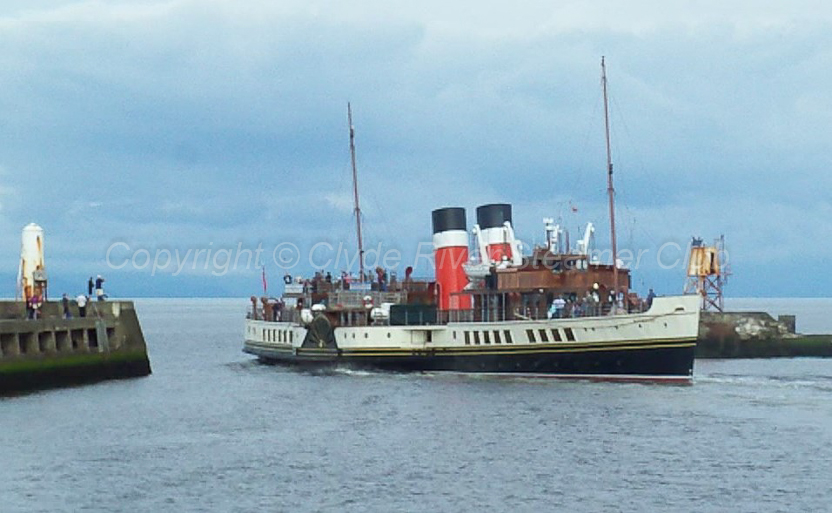 Waverley going astern at Ayr (Jim McIntosh) - CRSC : Clyde River ...